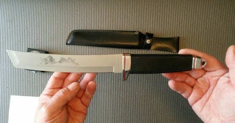 Harry Carry Knife – Experts Guidelines about Harry Caray