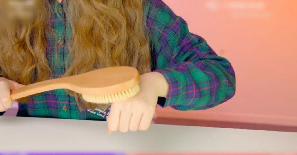 How to Use a Back Scrubber Brush: Step-by-Step Guide!